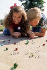30 Fun-Filled Marble Games to Try at Your Next Family Gathering ...
