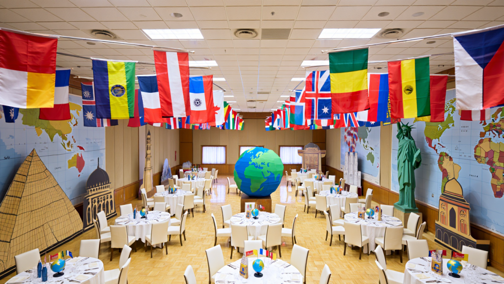 25 Creative Ideas for an Unforgettable Around the World Party ...